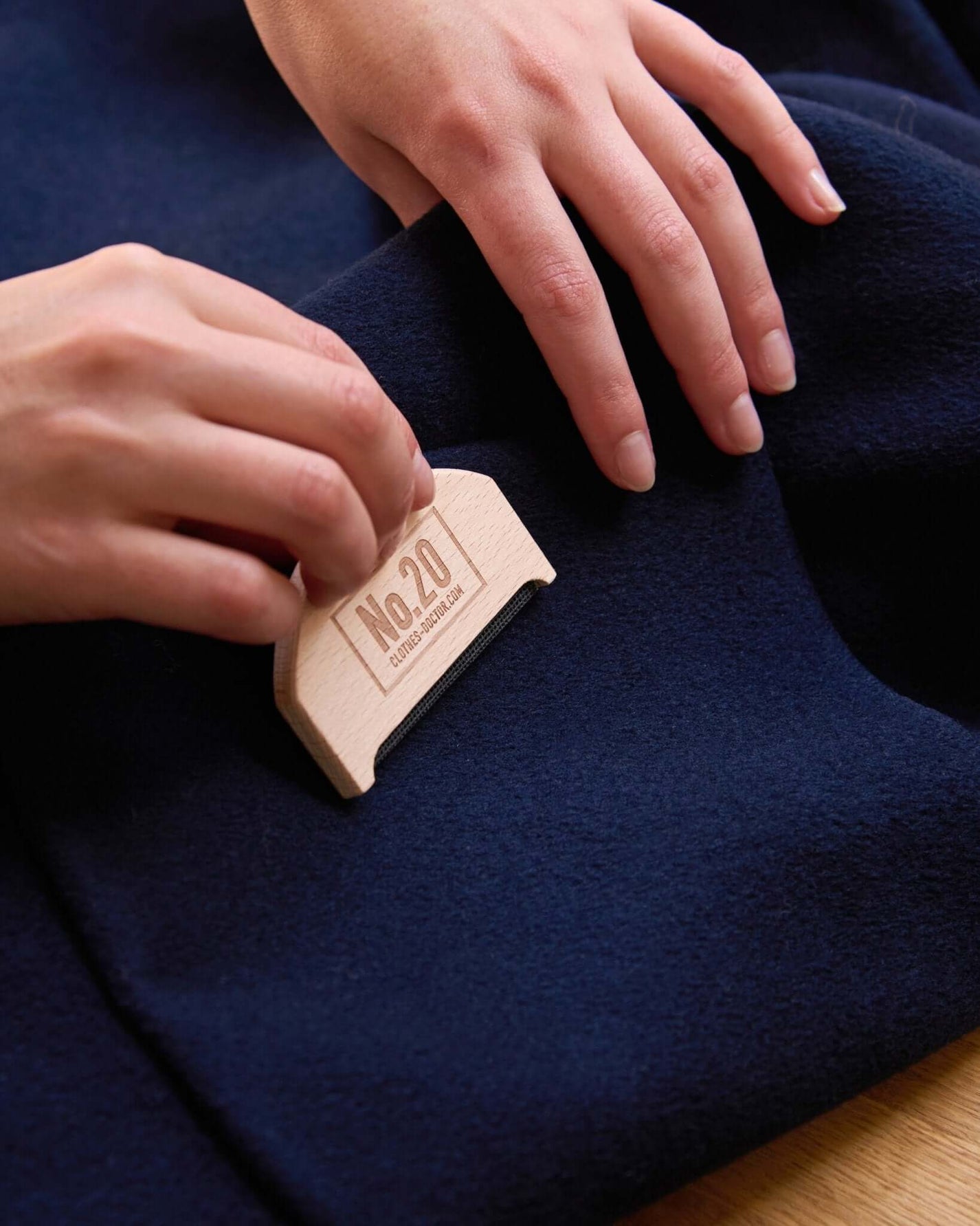 Cashmere Comb in Beechwood - Clothes Doctor